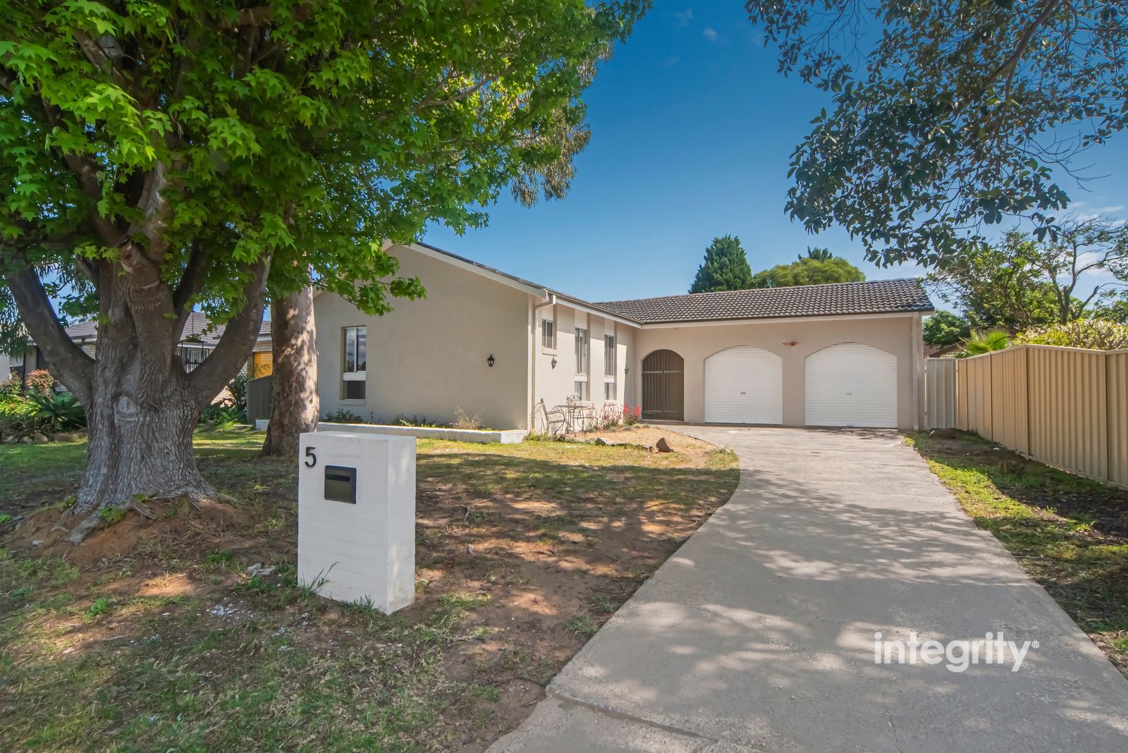 5 Caroola Parade, North Nowra NSW 2541 | Domain