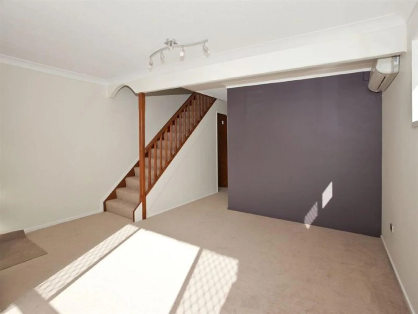 1/7 Angie Court, Mermaid Waters QLD 4218 - Apartment For Rent | Domain
