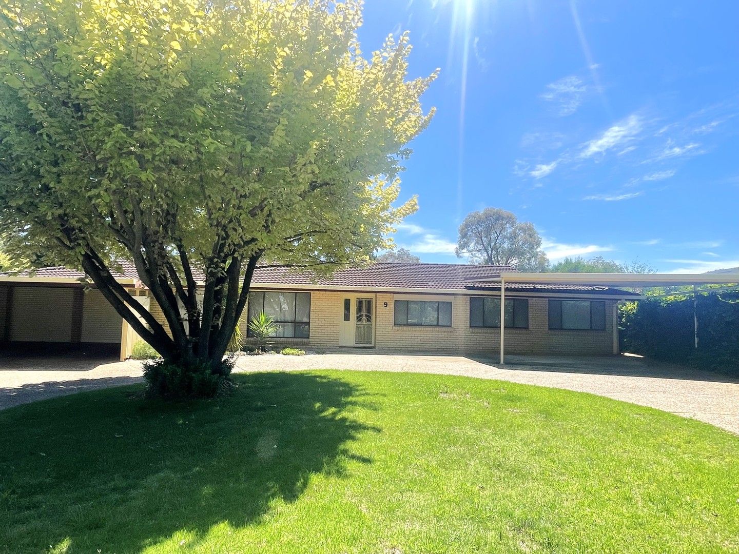 9 Normoyle Crescent, Young NSW 2594 - House For Rent | Domain