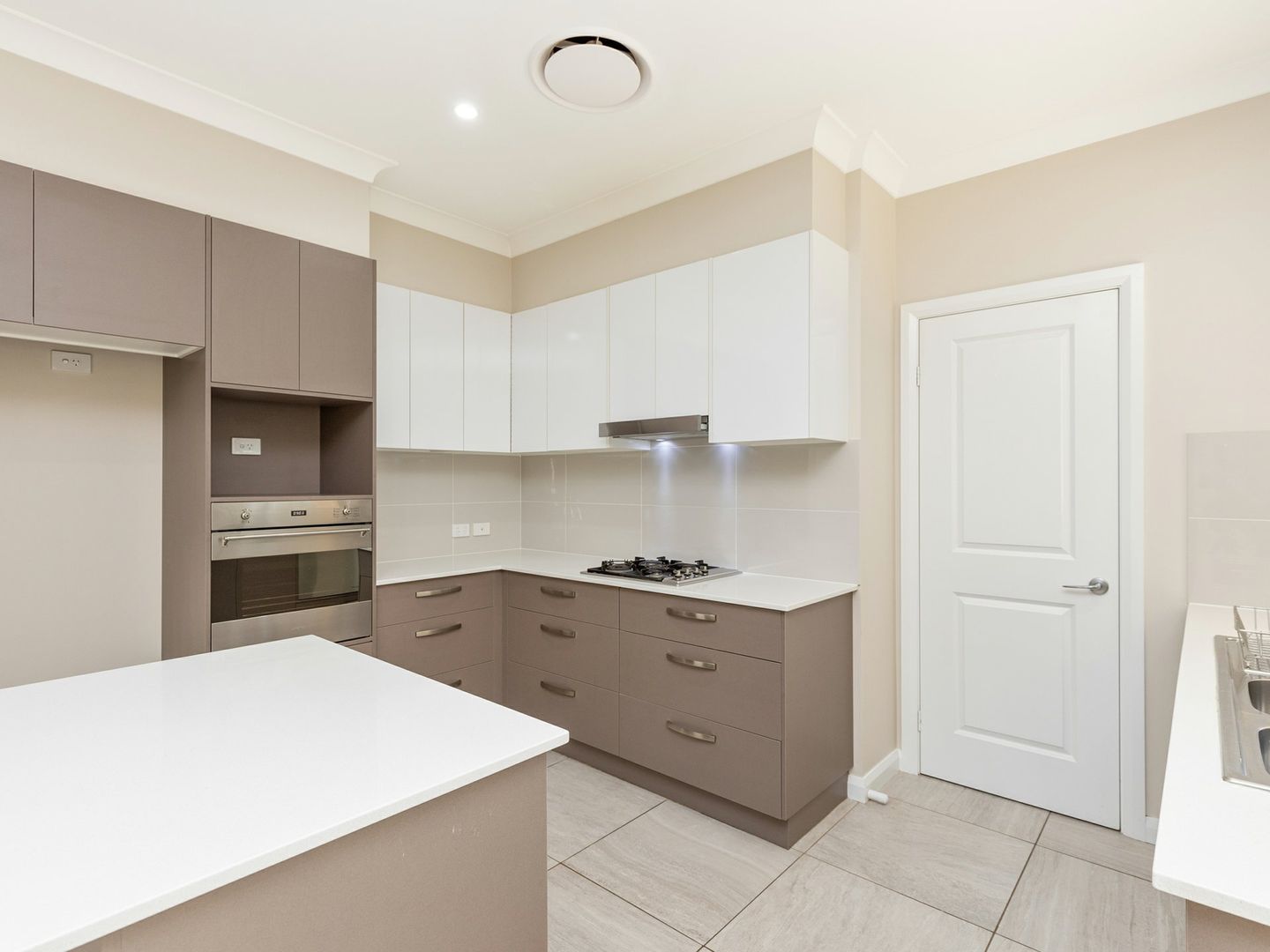 2a Bishop Kennedy Close, Oxley Vale NSW 2340 - House For Rent | Domain