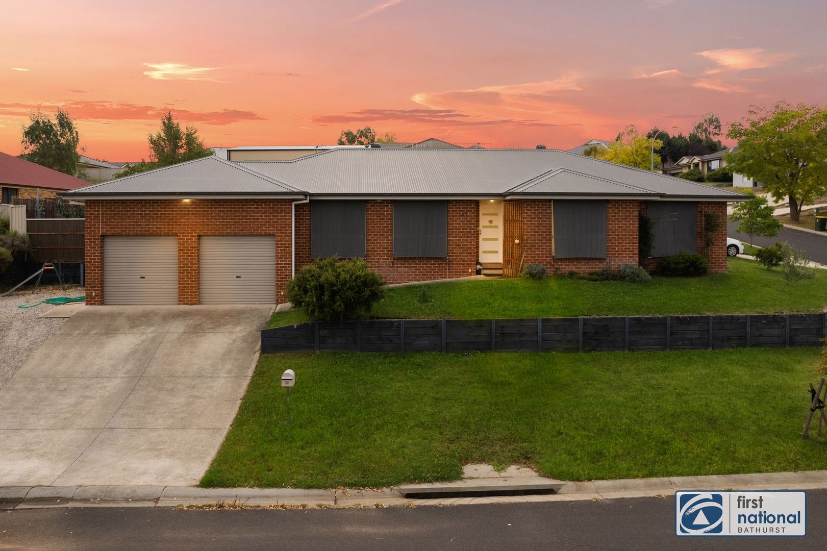 38 Lavelle Street, Windradyne NSW 2795 - House For Rent | Domain