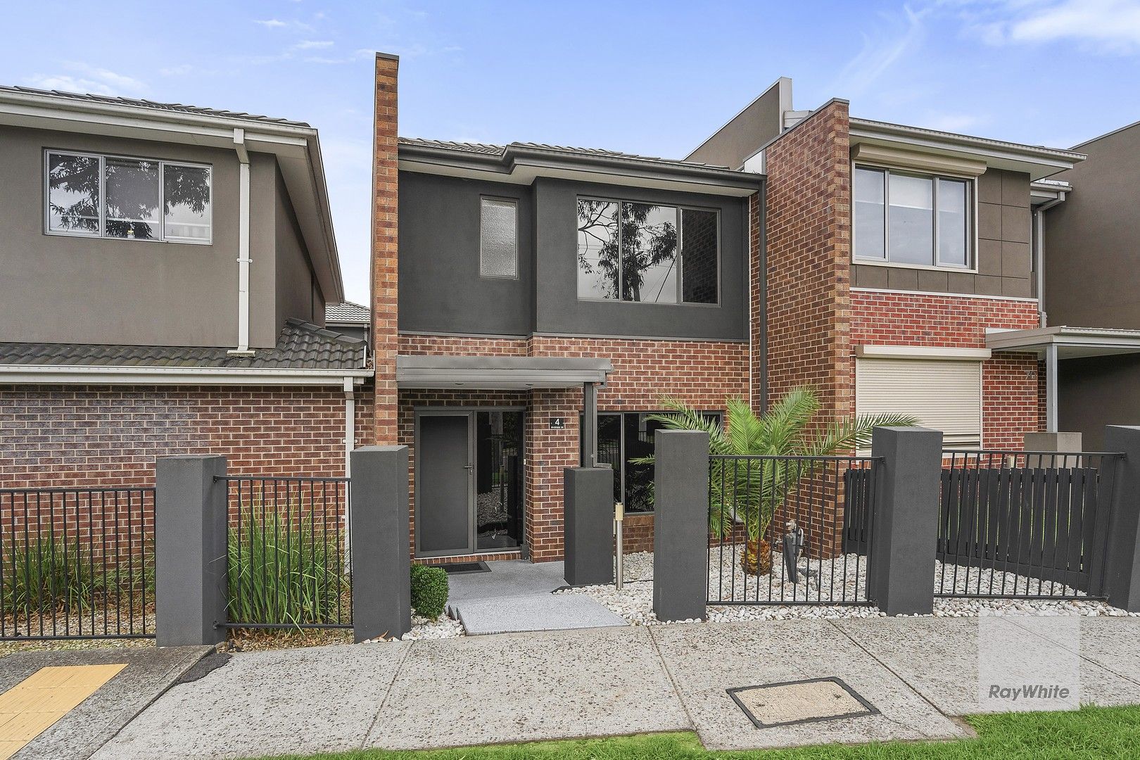 4 Riverside Drive, South Morang VIC 3752 | Domain