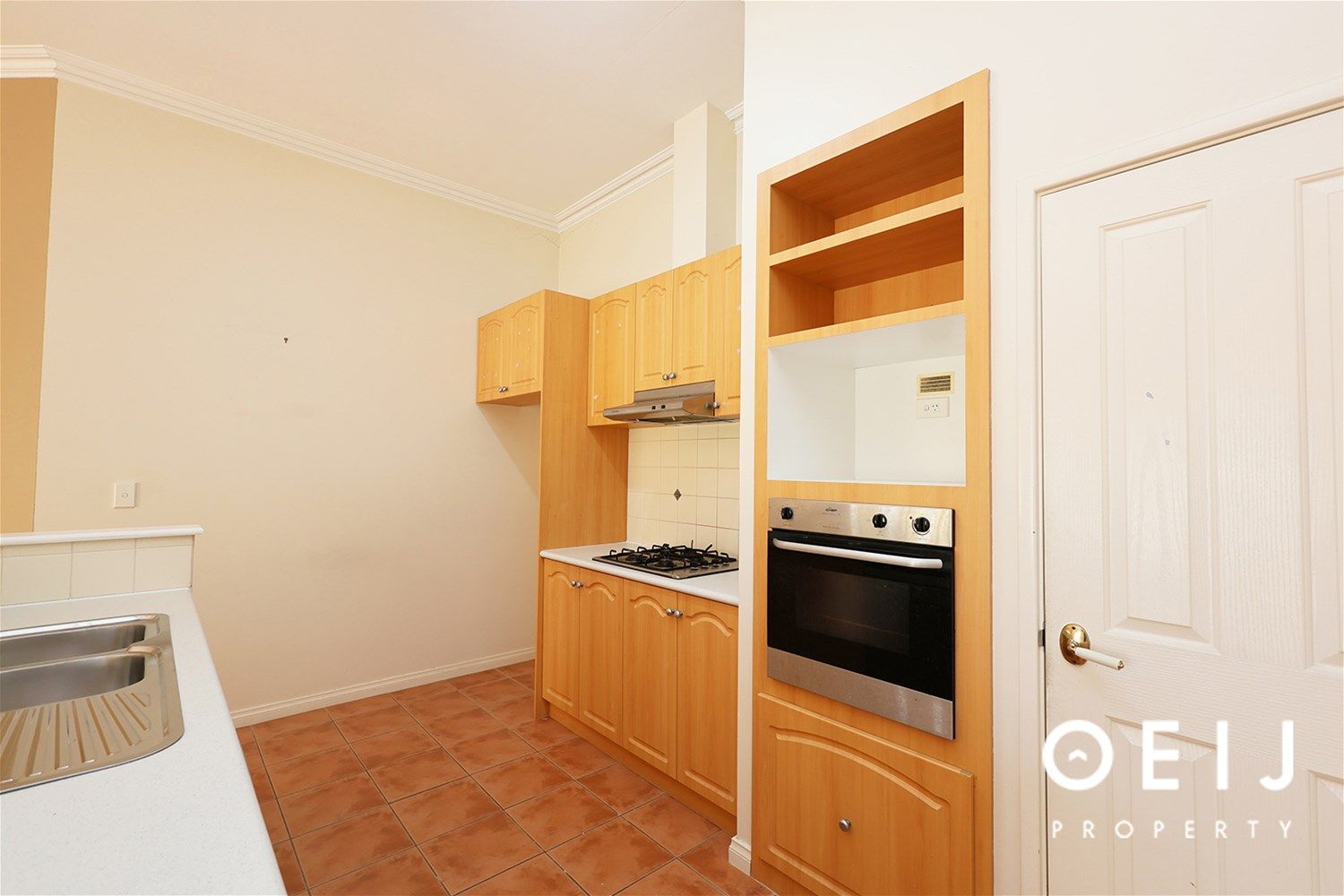 48C Teague Street, Victoria Park WA 6100 - House For Rent | Domain
