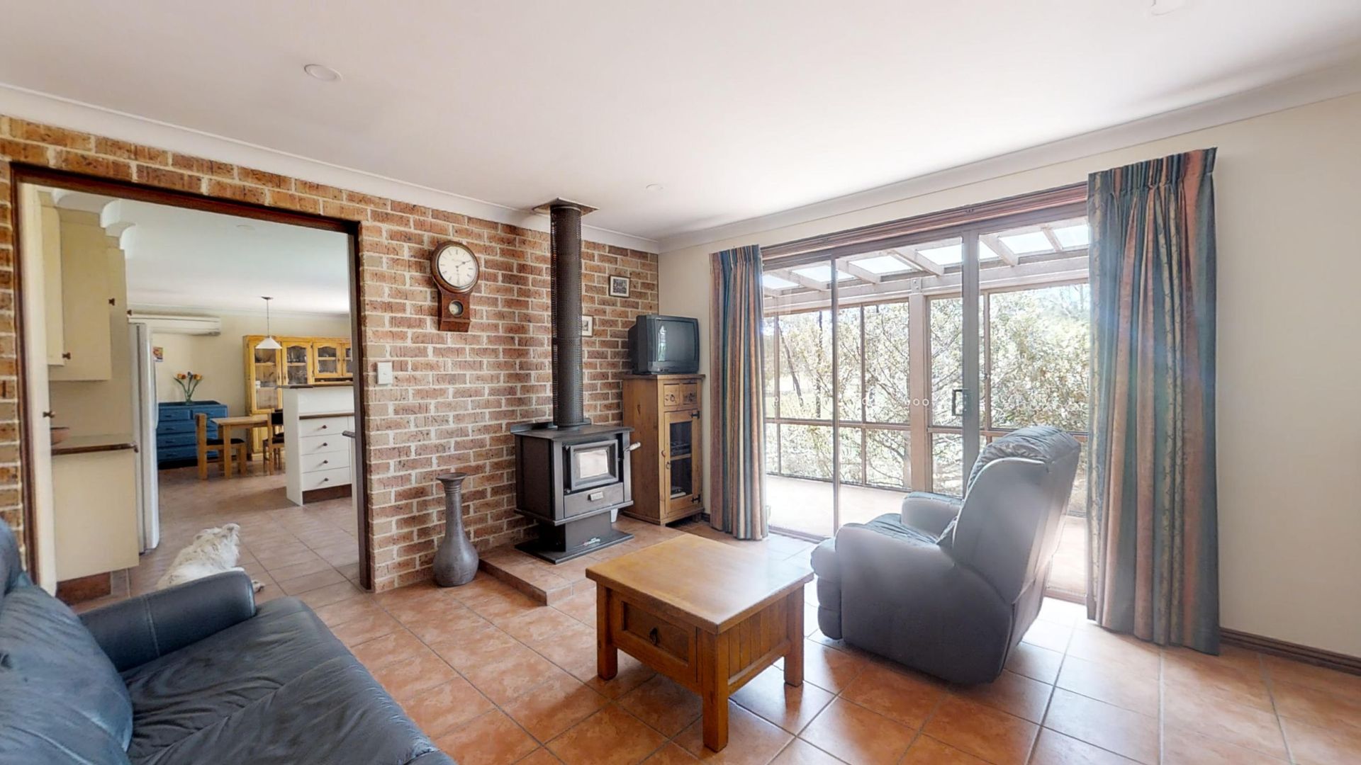 Sold 15 Ammerdown Crescent, Orange NSW 2800 on 28 Nov 2018 - 2014737376 ...