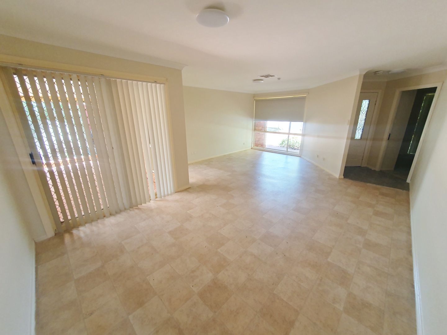 77 Sheraton Road, Dubbo NSW 2830 - House For Rent | Domain