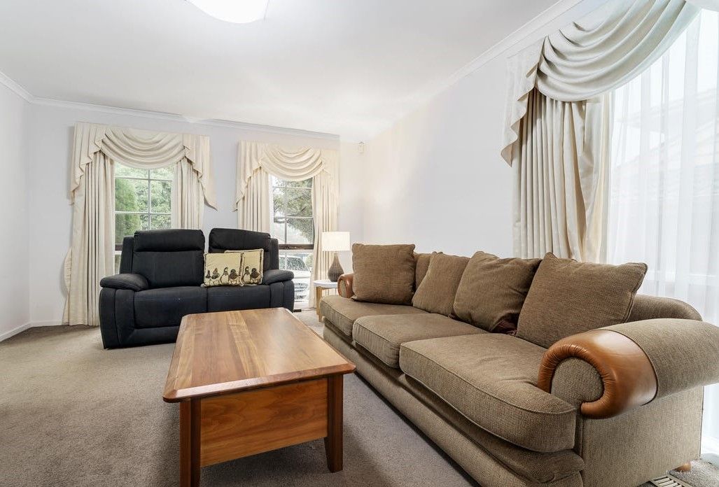 16 Crestmont Court, Doncaster East VIC 3109 - House For Rent - $690 ...