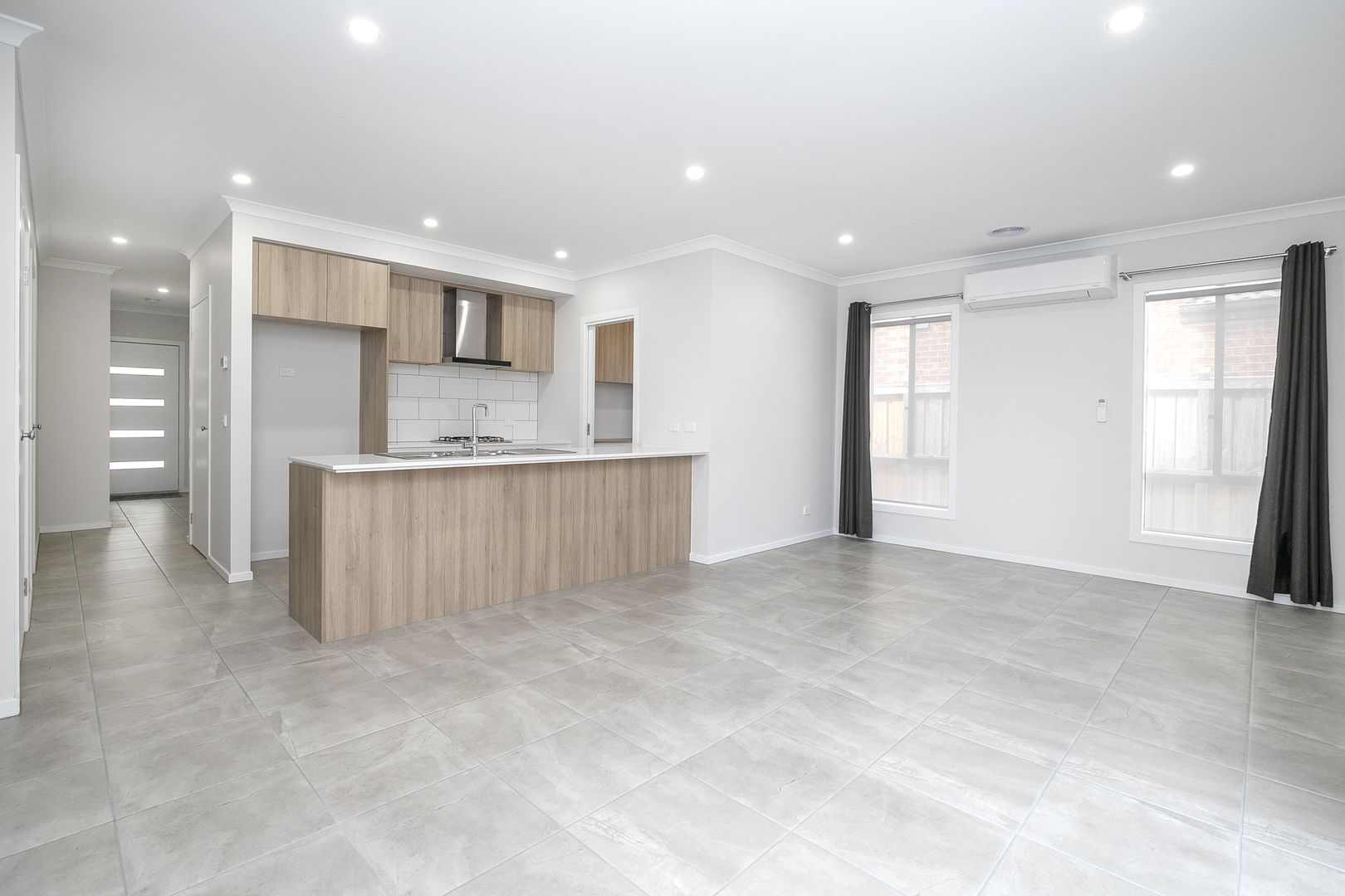 2 Thorn Road, Fraser Rise VIC 3336 - House For Rent | Domain