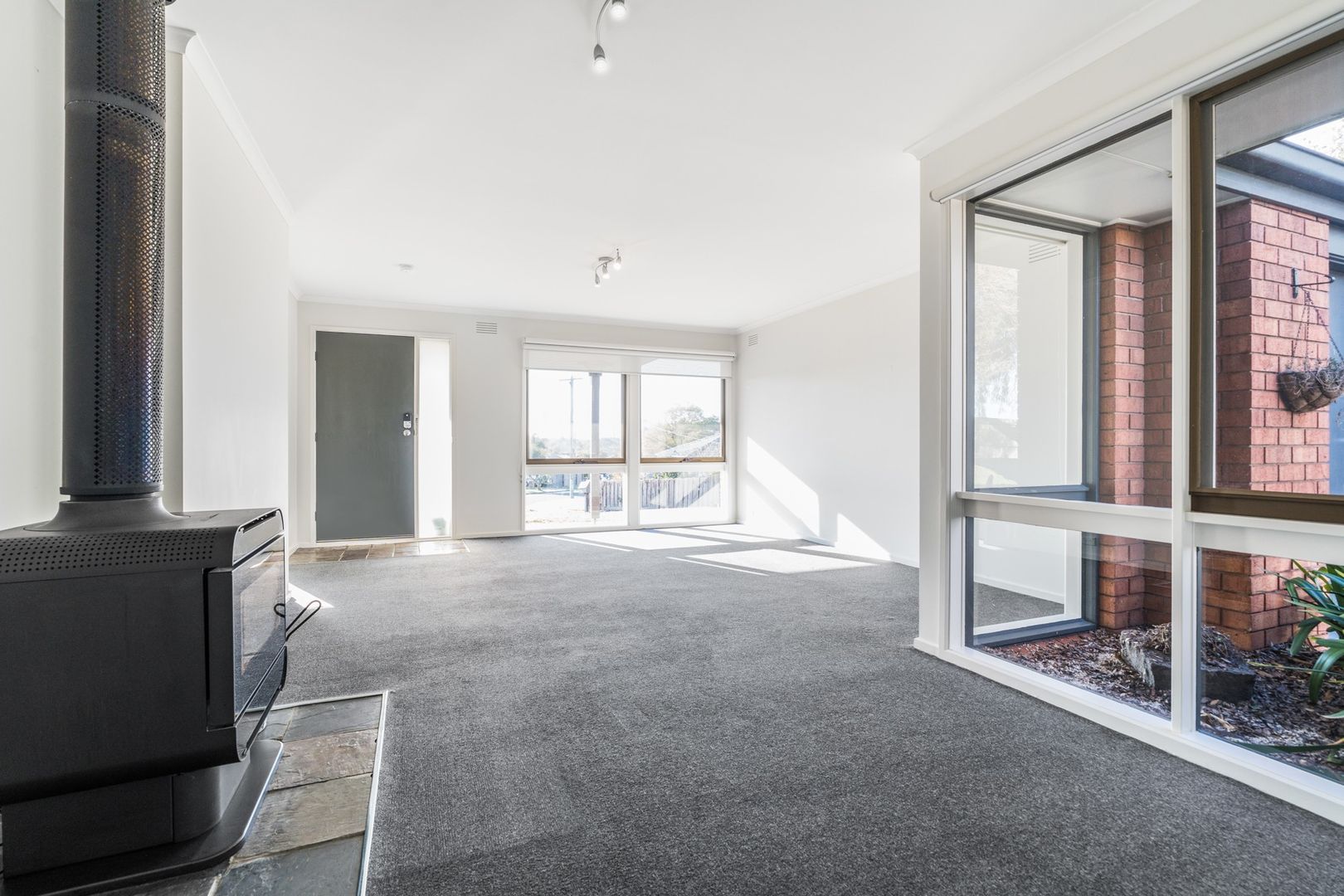 4 Moona Ct, Grovedale VIC 3216 - House For Rent - $570 | Domain