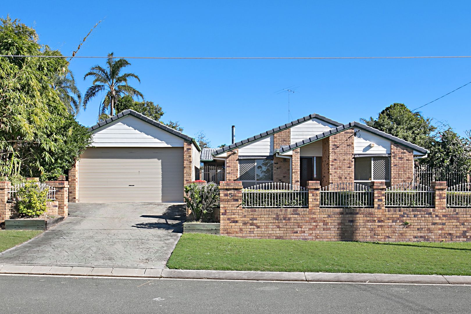 5 Jackson Court, Regents Park | Property History & Address Research ...