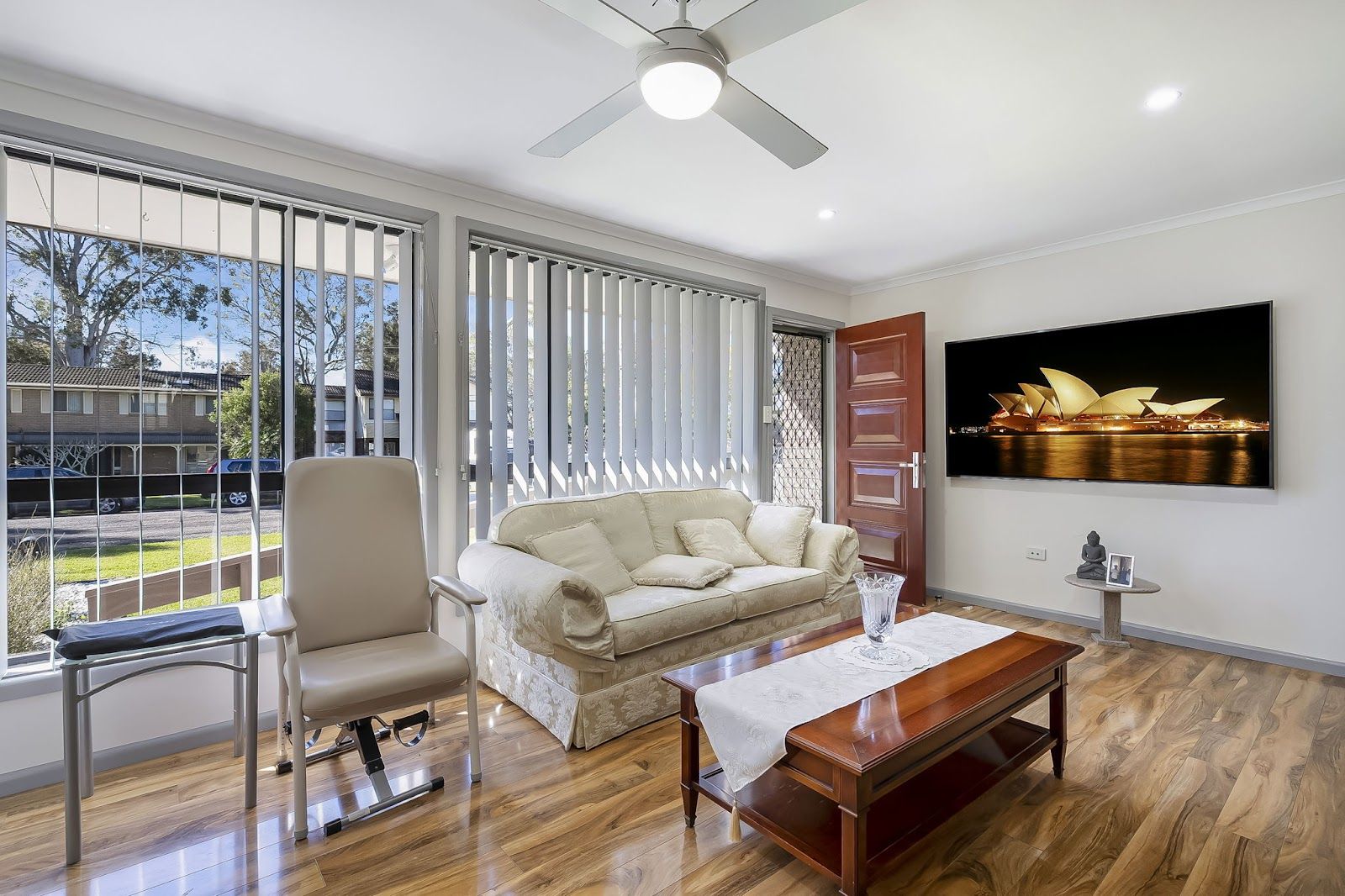 16 Lakeshore Avenue, Kingfisher Shores NSW 2259 | Domain