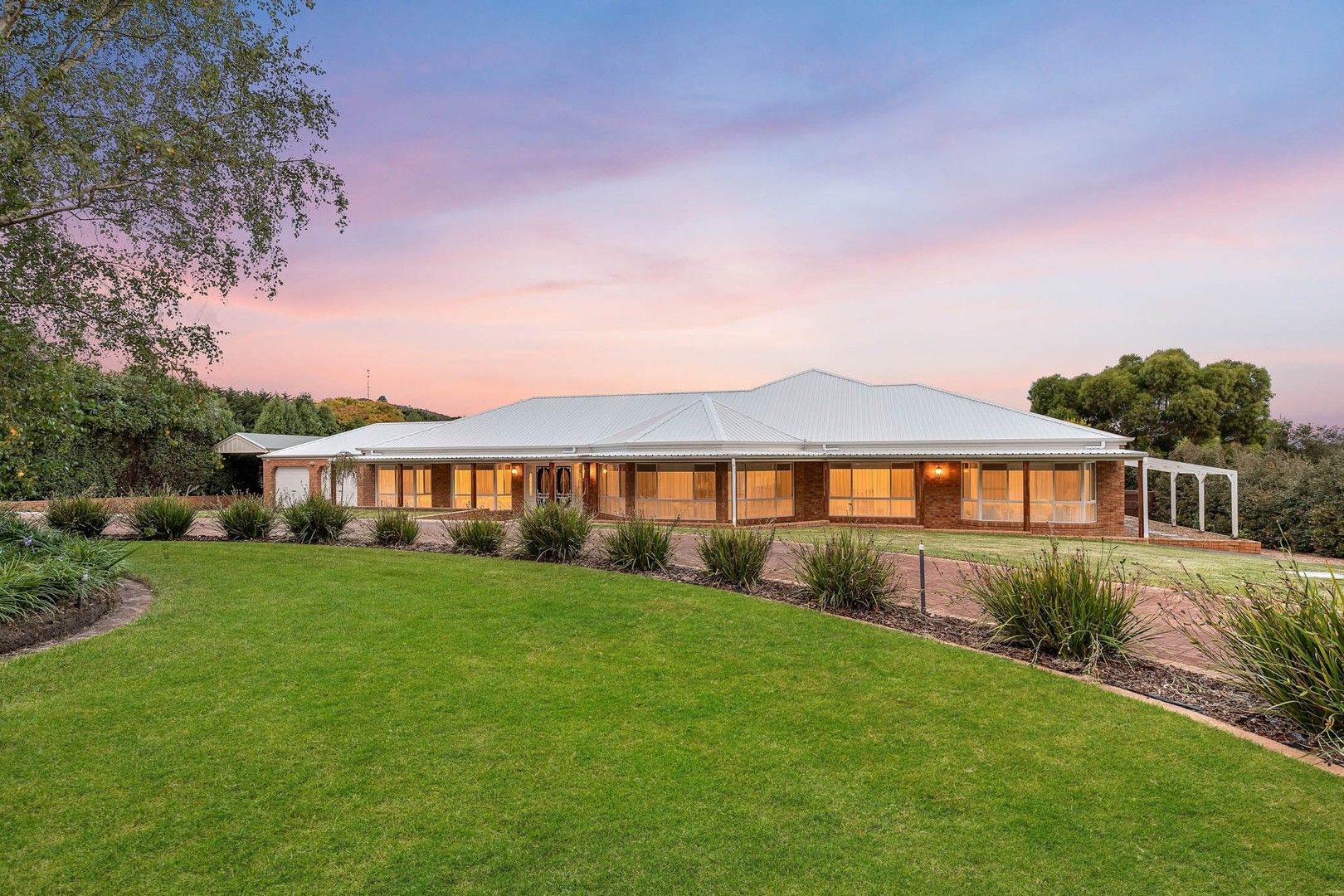 7 Namnan Way, Gisborne South VIC 3437 | Domain