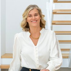 Niki Smith | Harcourts Coastal - Robina | Real Estate Agent in 7/211 ...