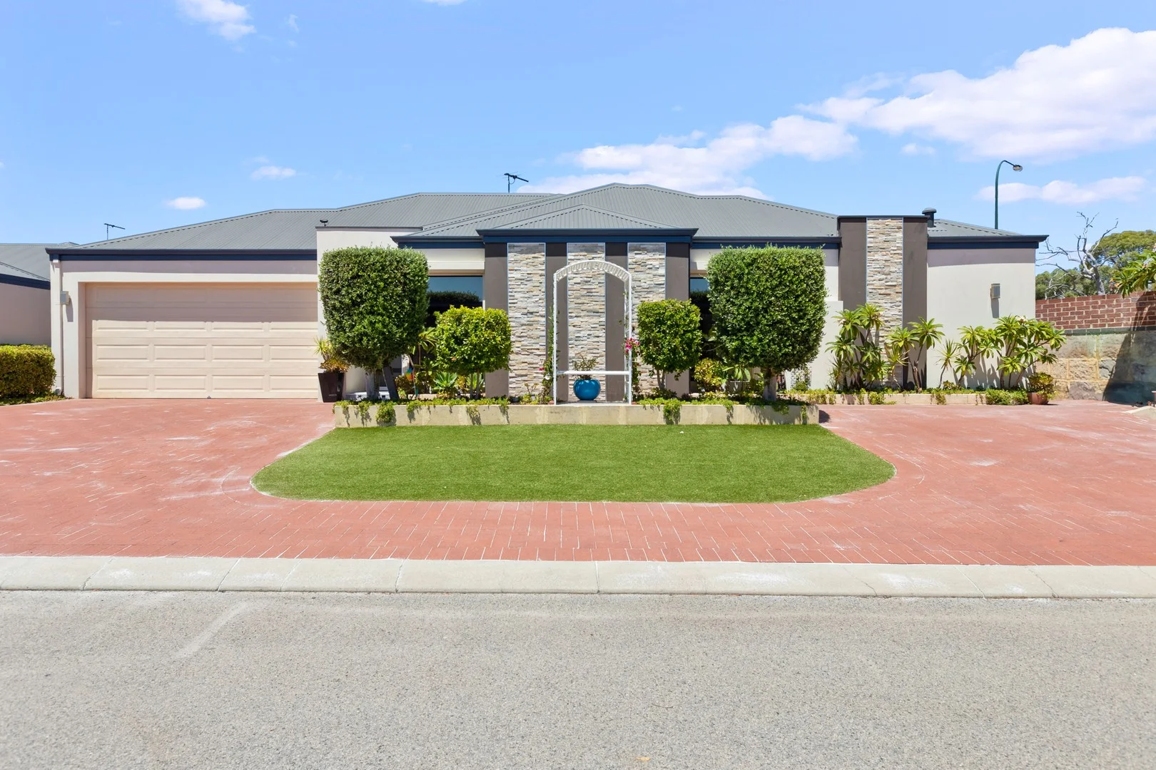 39 Marathon Loop, Madeley WA 6065 | Domain