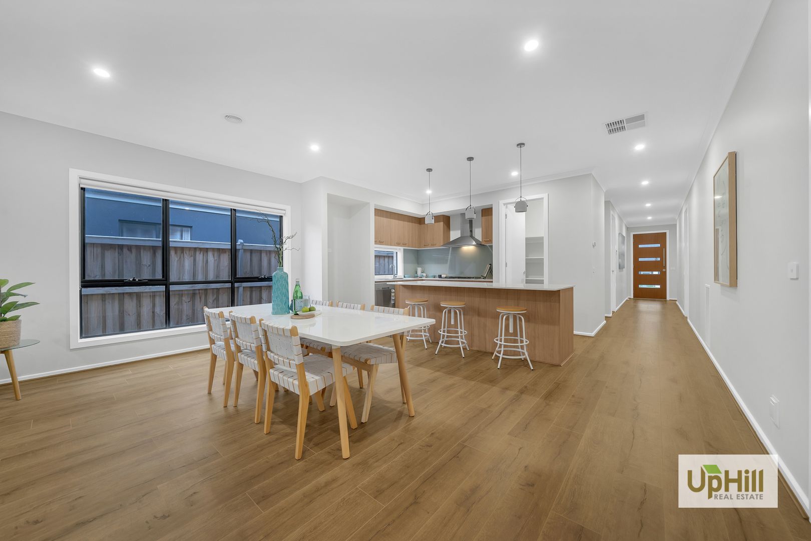 Clyde VIC 3978 - 4 beds house for Sale, $780K-$850K - 2017848314 | Domain