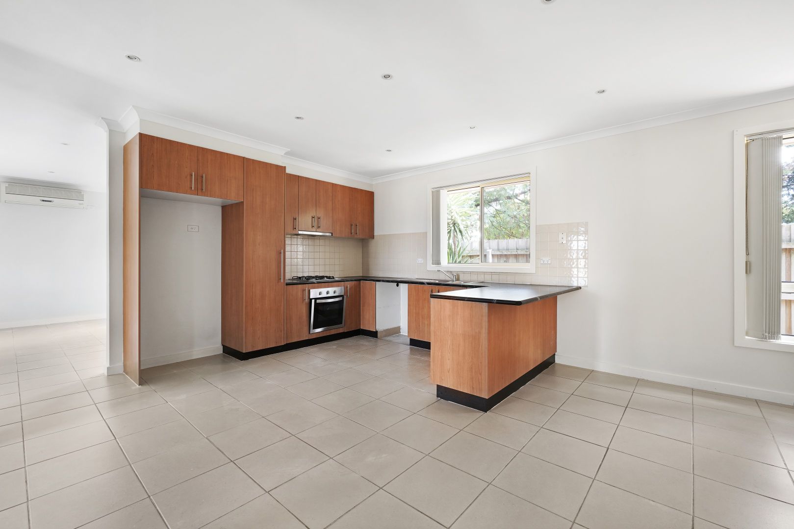 2/9 Hope Court, Delahey VIC 3037 - House For Rent | Domain