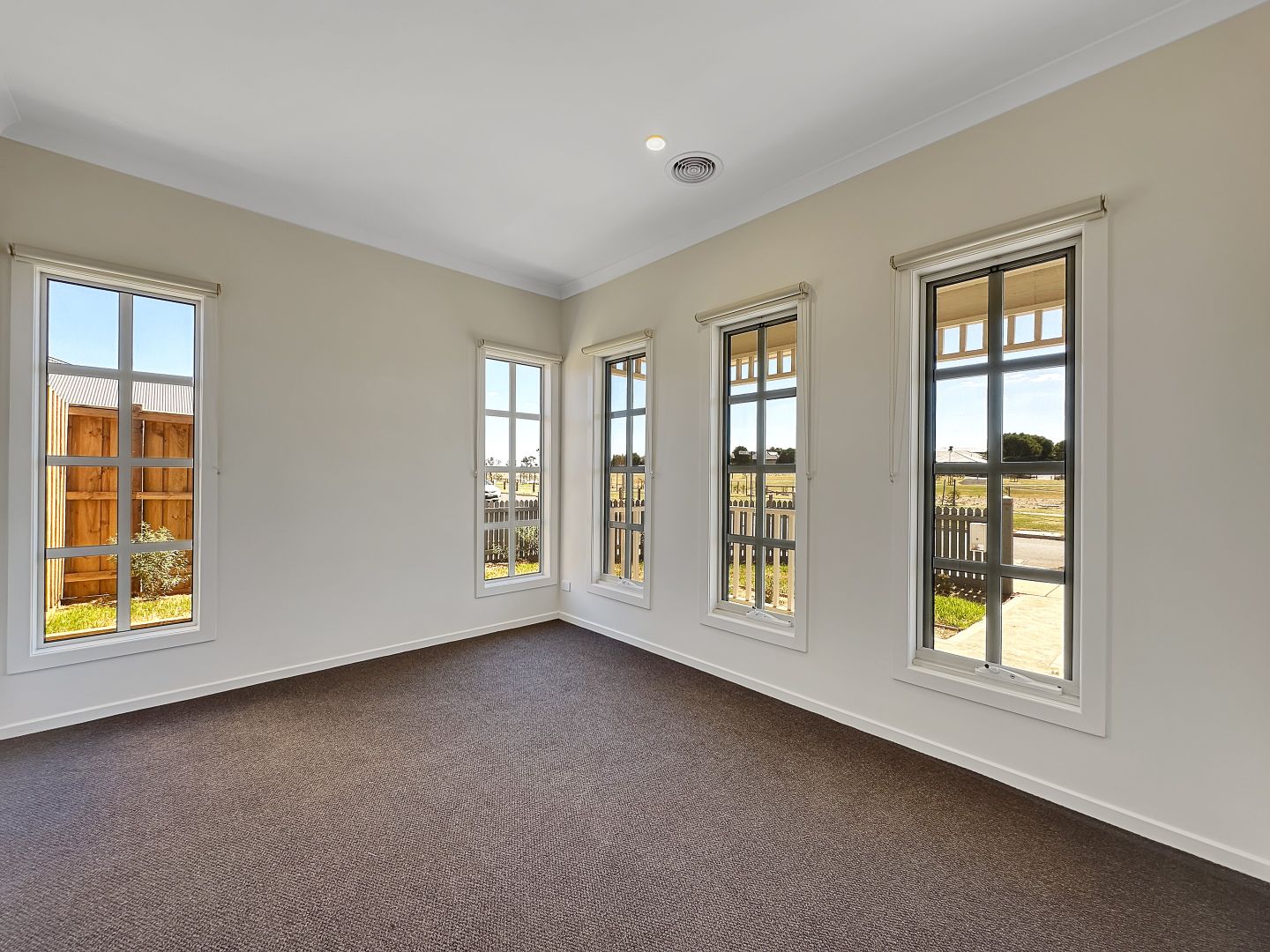 31 Mitiamo Street, Eynesbury VIC 3338 - House For Rent | Domain