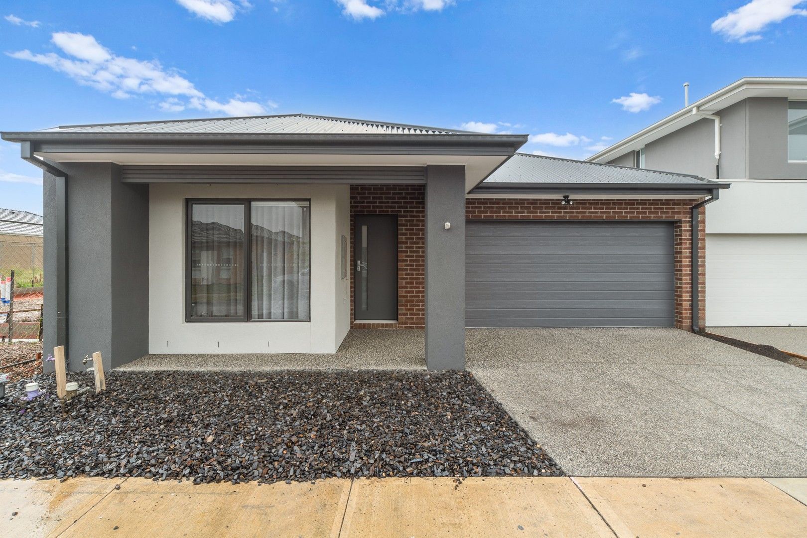 6 Karasi Road, Cranbourne South VIC 3977 - House For Rent | Domain
