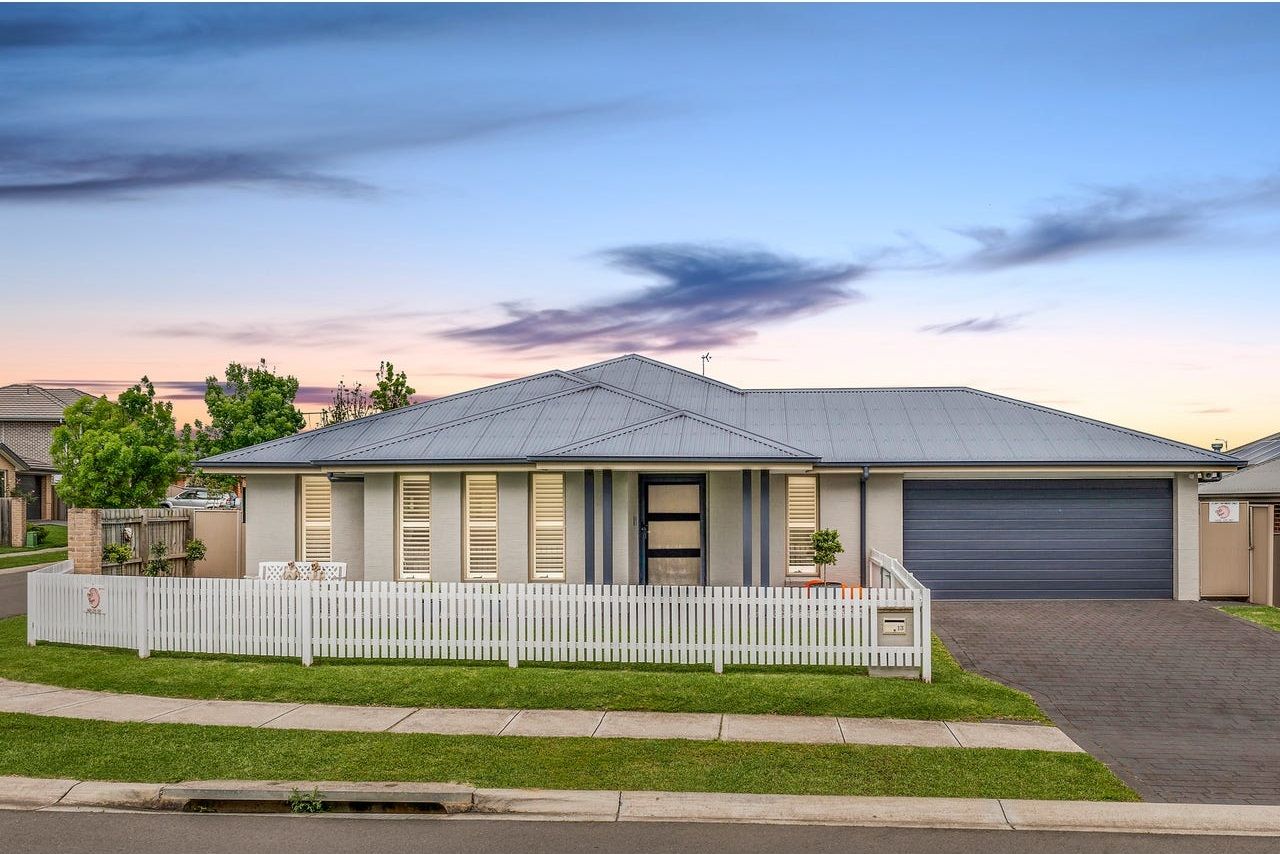 13 Spring Farm Drive, Spring Farm | Property History & Address Research ...
