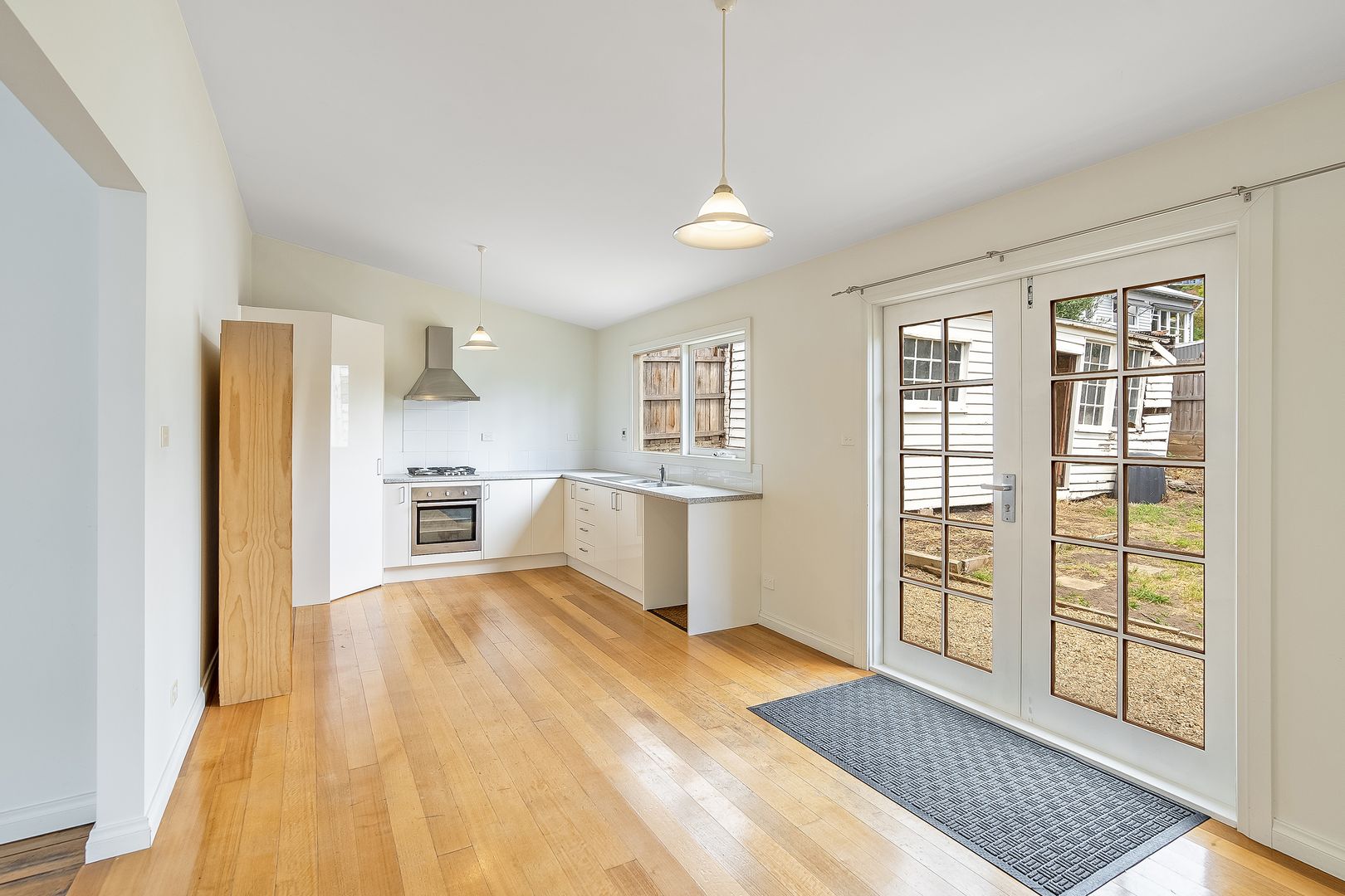 4 Poets Road, West Hobart TAS 7000 - House For Rent | Domain