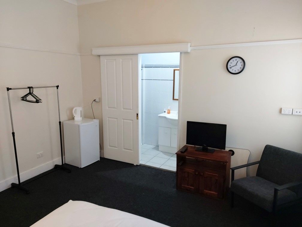 RM B/21A George Street, Singleton NSW 2330 - Studio For Rent - $250 ...