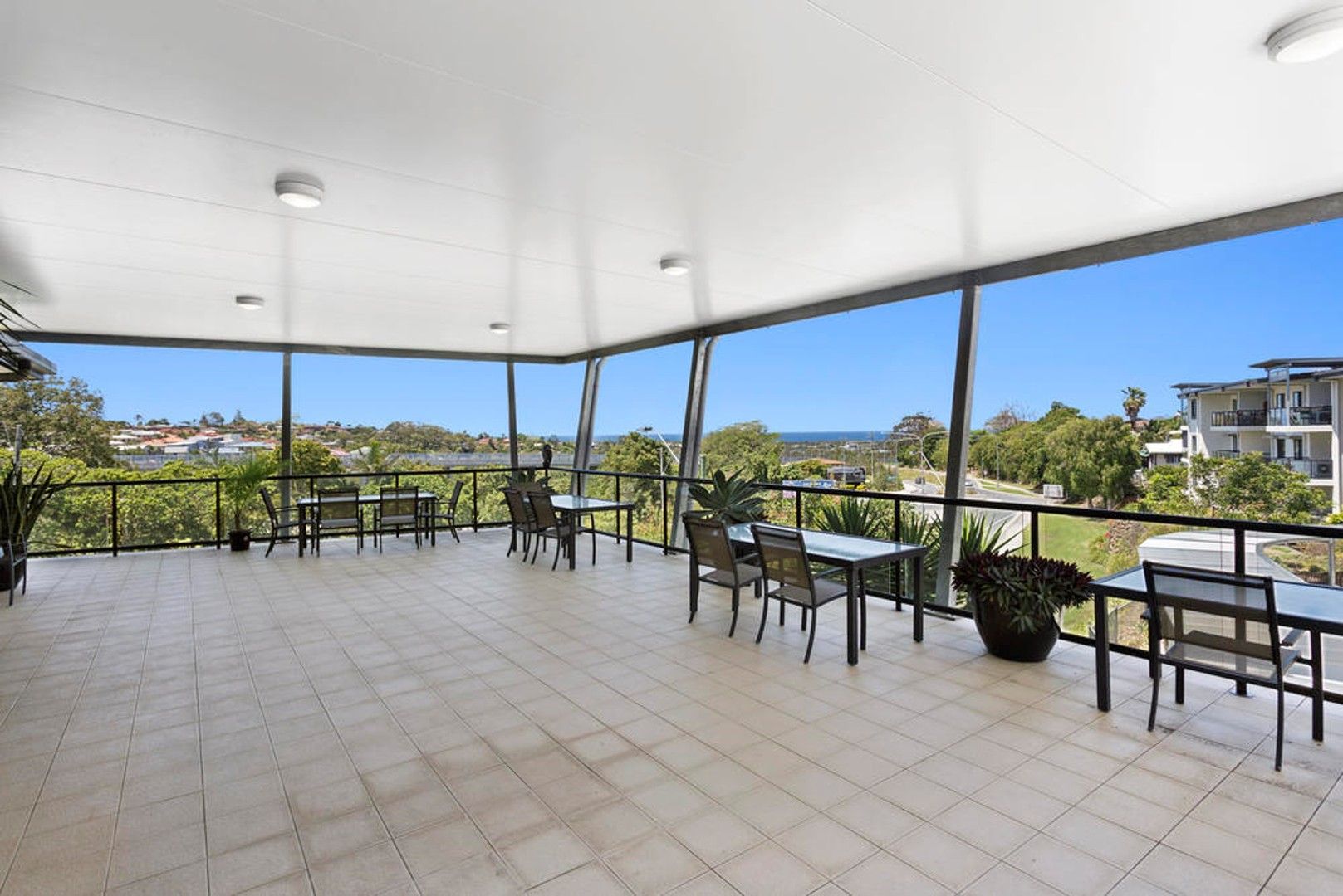Ocean View Apartments - 2-4 Terranorra Road, Banora Point, NSW 2486 ...