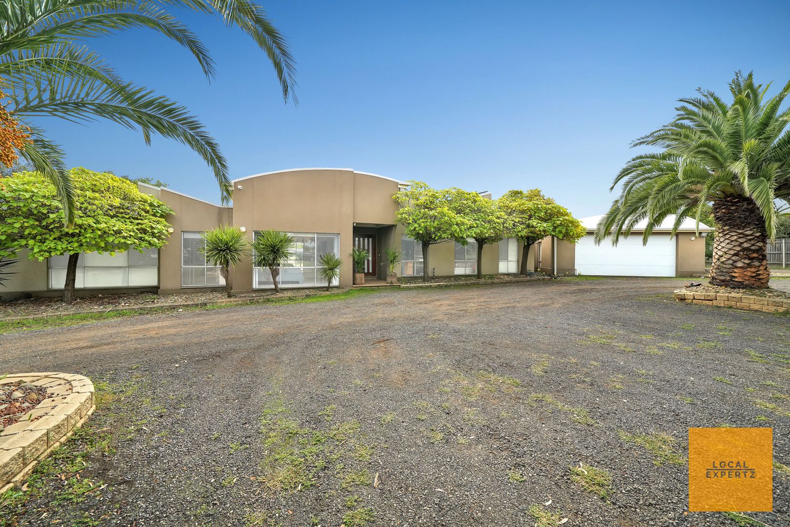 2 Aviator Place, Brookfield VIC 3338 - House for Sale | Domain