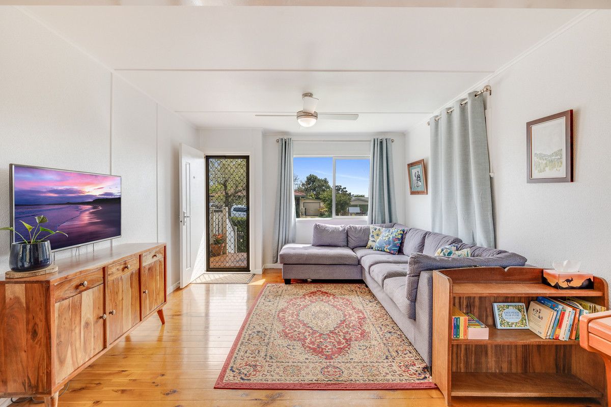 2 Canberra Street, Harristown QLD 4350 - House For Rent | Domain