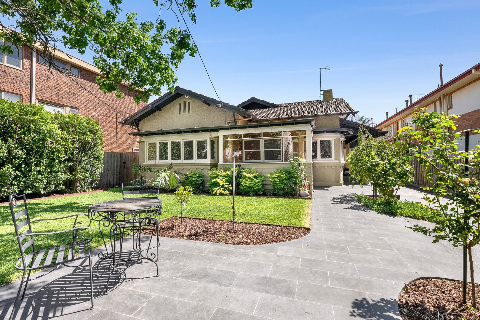 11 Hughenden Road, St Kilda East VIC 3183 - House For Rent - $1,350 ...