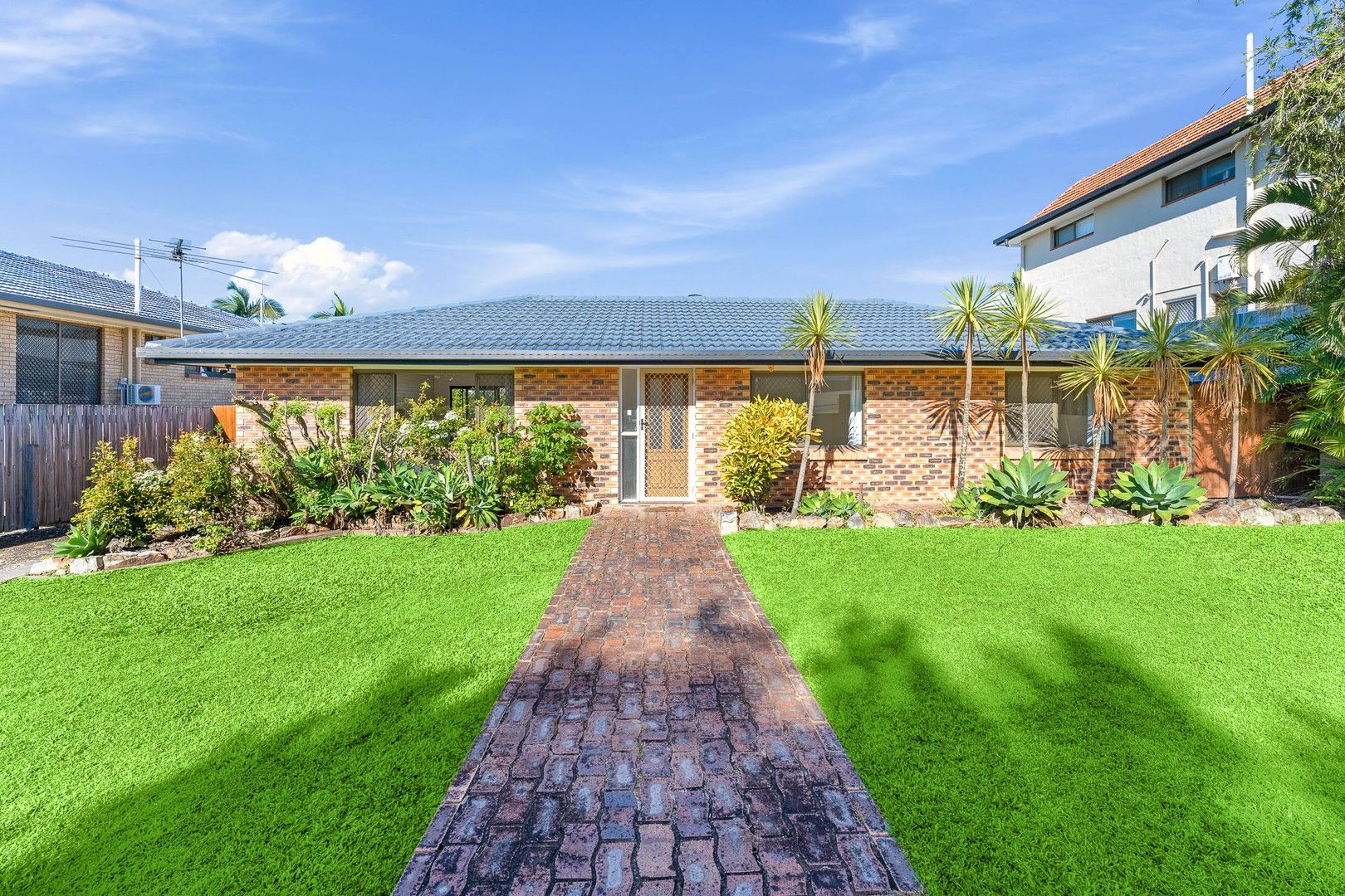 17 Firthshire Street, Mansfield QLD 4122 | Domain