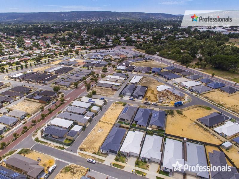 4 Redheart Way, Seville Grove WA 6112 | Domain