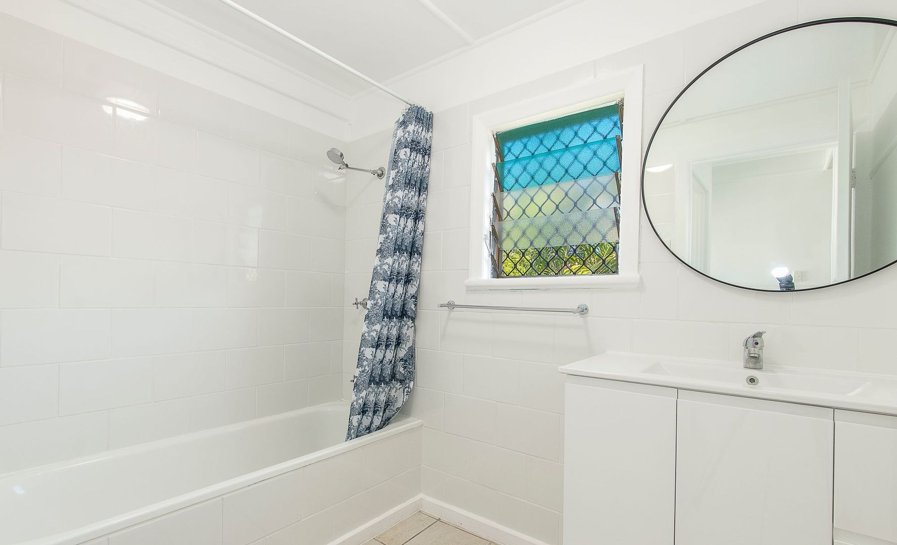 4/130 Franics St, West End QLD 4810 - Apartment For Rent - $420 | Domain