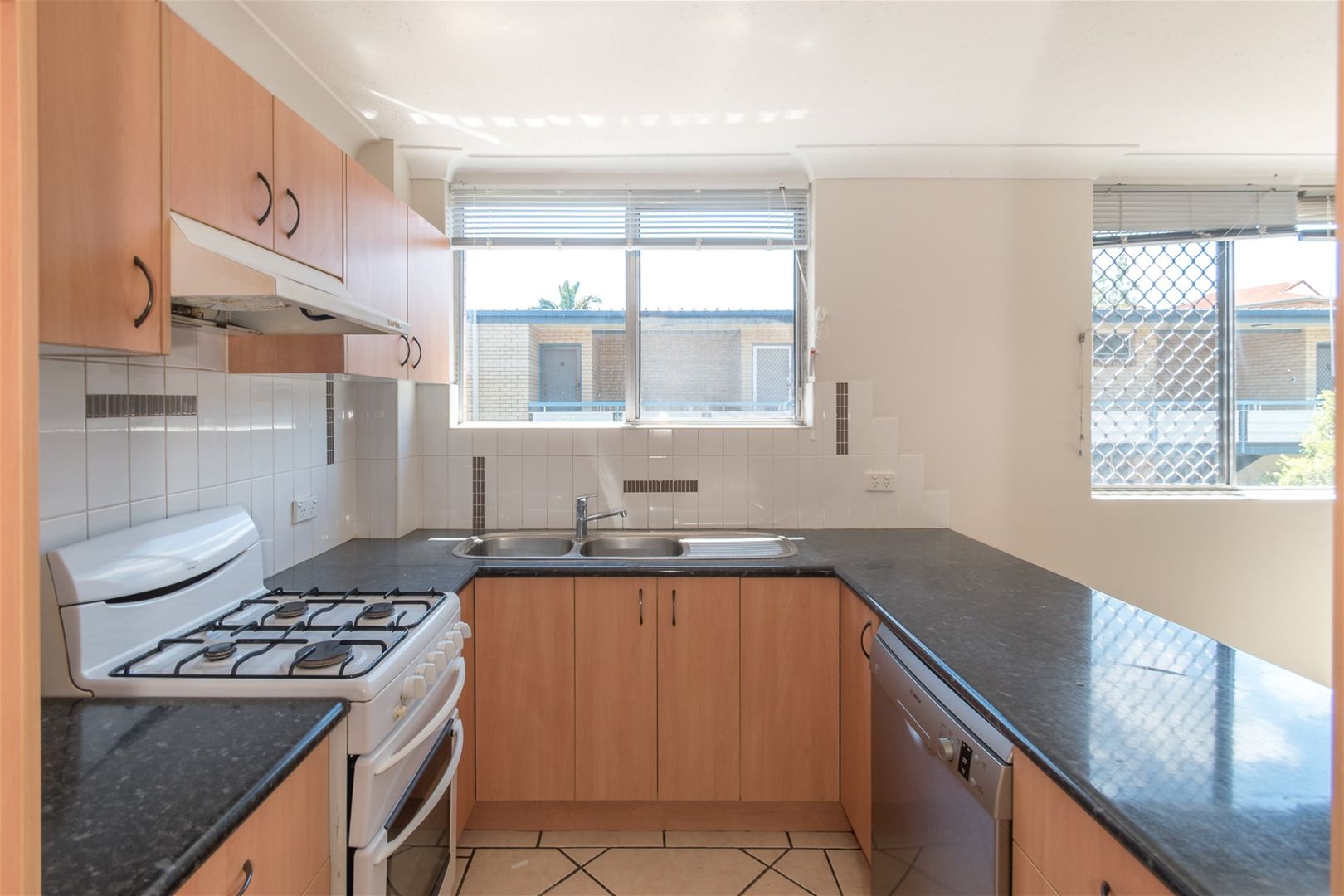 7/22 Raby Road, Coorparoo QLD 4151 - Apartment For Rent | Domain