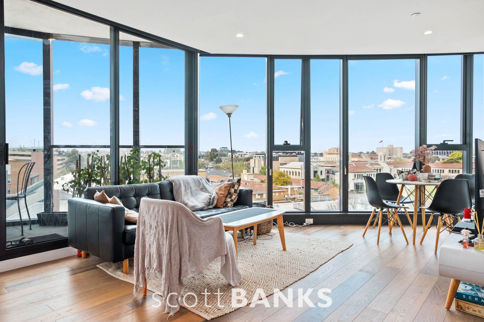 618/555 St Kilda Road, Melbourne VIC 3004 - Apartment For Rent | Domain