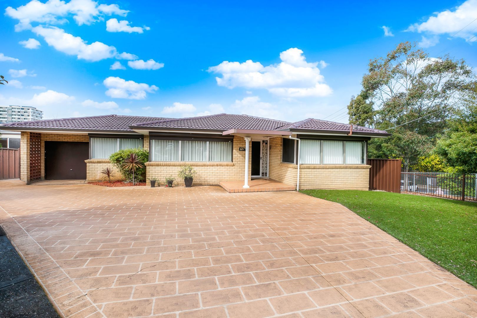 1 Fauna Place, Kirrawee NSW 2232 - House For Rent | Domain
