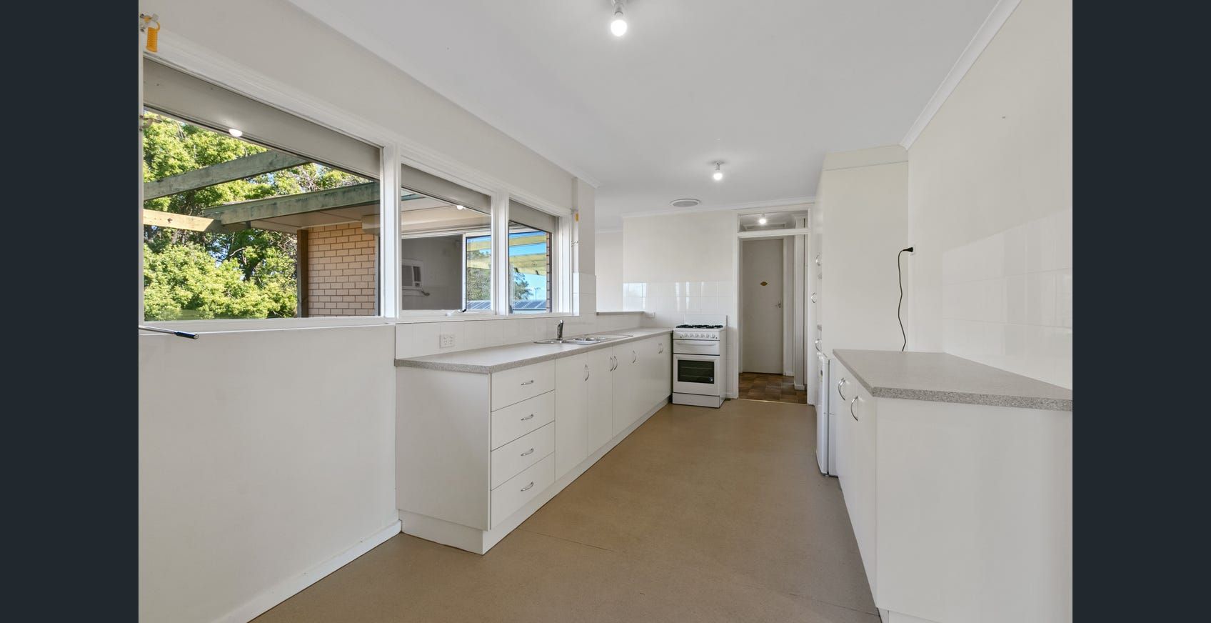 5 Blueridge Road, Hackham West SA 5163 - House For Rent - $480 | Domain