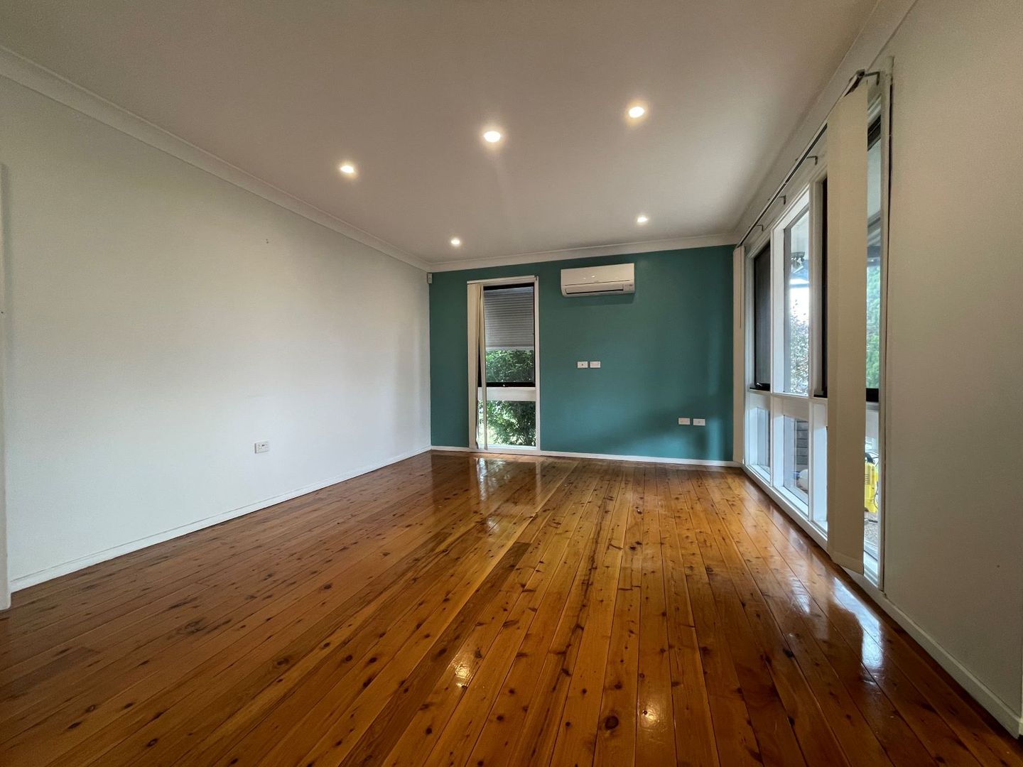 39 Greenmeadows Crescent, Toongabbie NSW 2146 - House For Rent | Domain