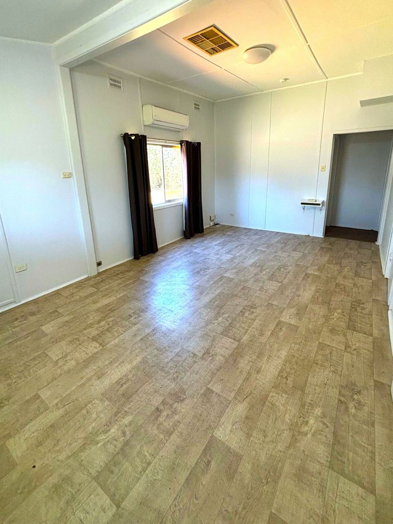 12 Cox Road, Griffith NSW 2680 - House For Rent | Domain