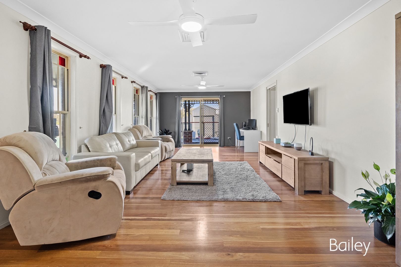 7 Berry Place, Singleton NSW 2330 | Domain