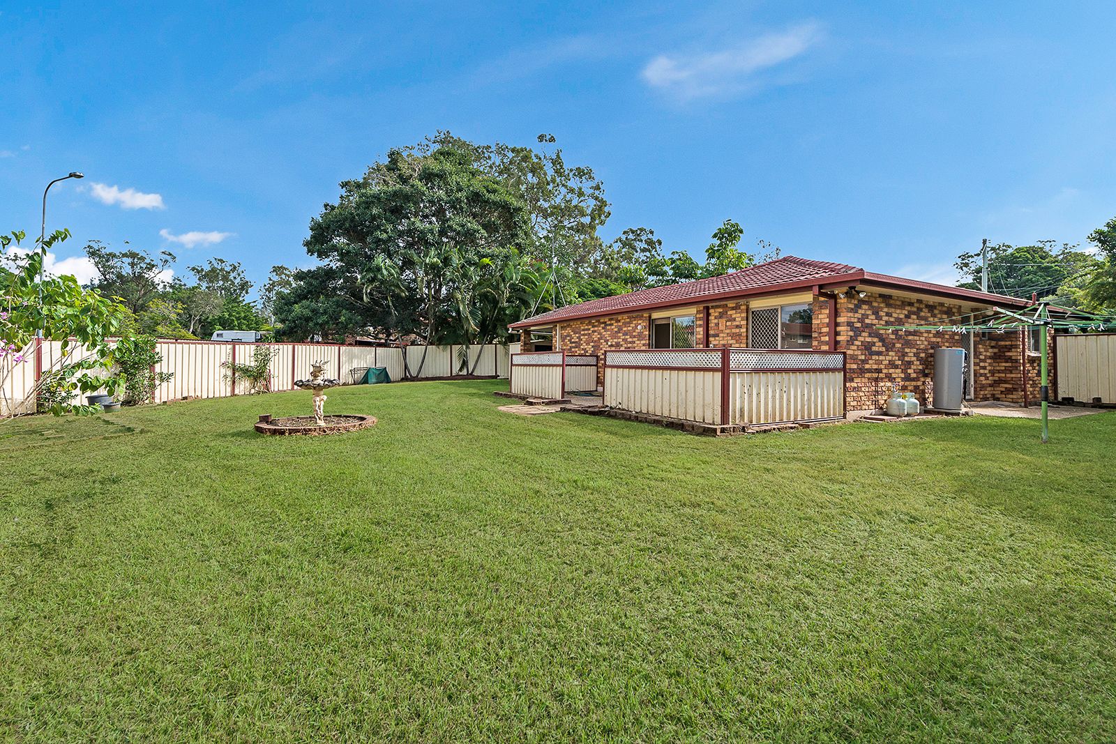 5 Cyril Ct, Hillcrest QLD 4118 - House For Rent | Domain