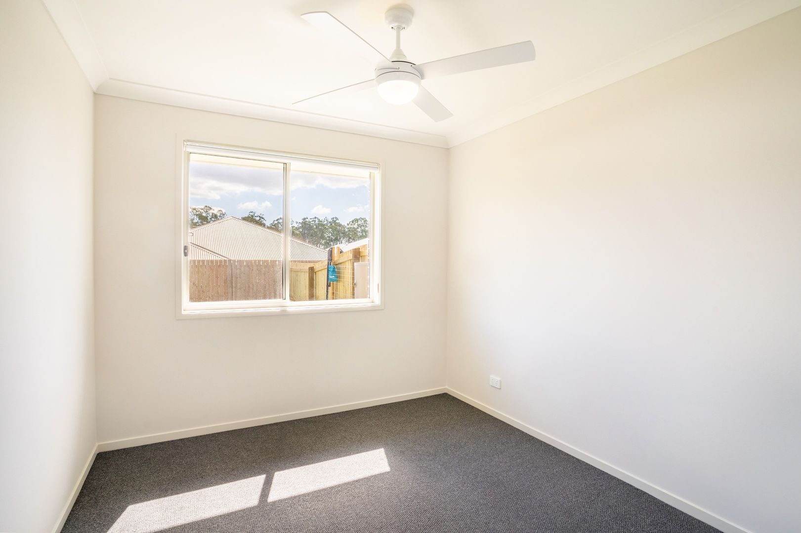2/42 Eileen Court, Logan Reserve QLD 4133 - Duplex For Rent - $400 | Domain