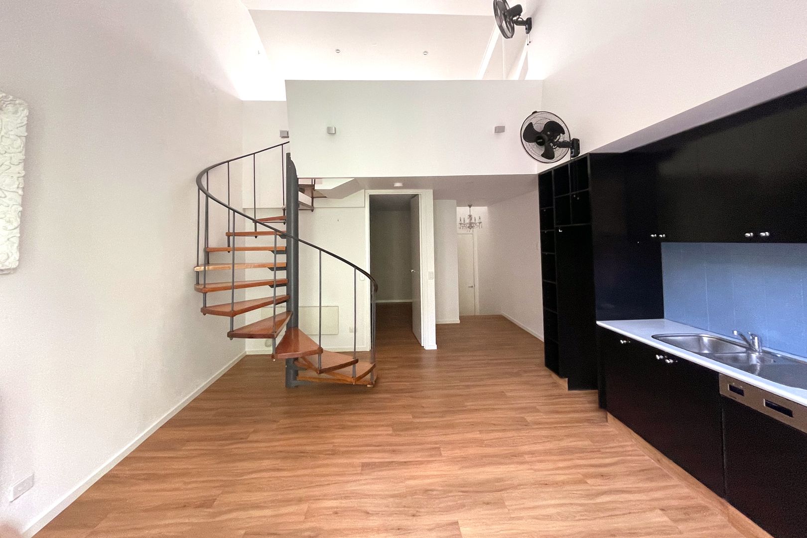15/6 Anthony Street, Melbourne VIC 3000 - Apartment For Rent | Domain