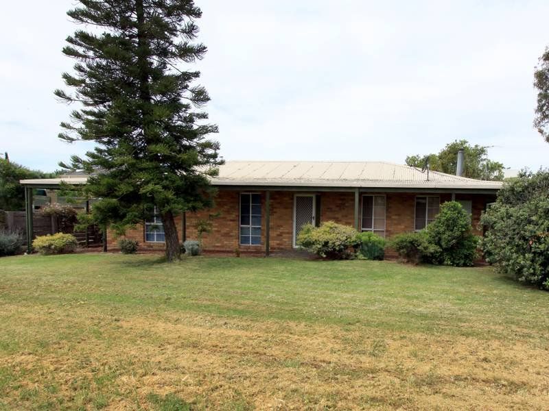 14 Nolan Grove, Werribee South | Property History & Address Research ...