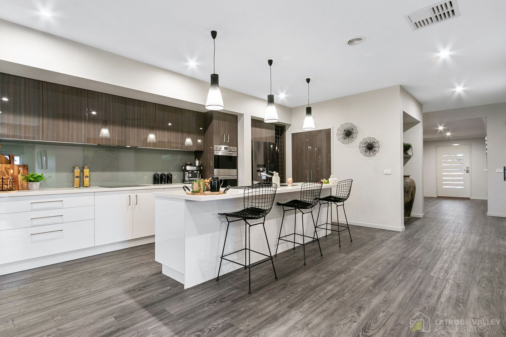 54 Queen Street, Rosedale VIC 3847 | Domain