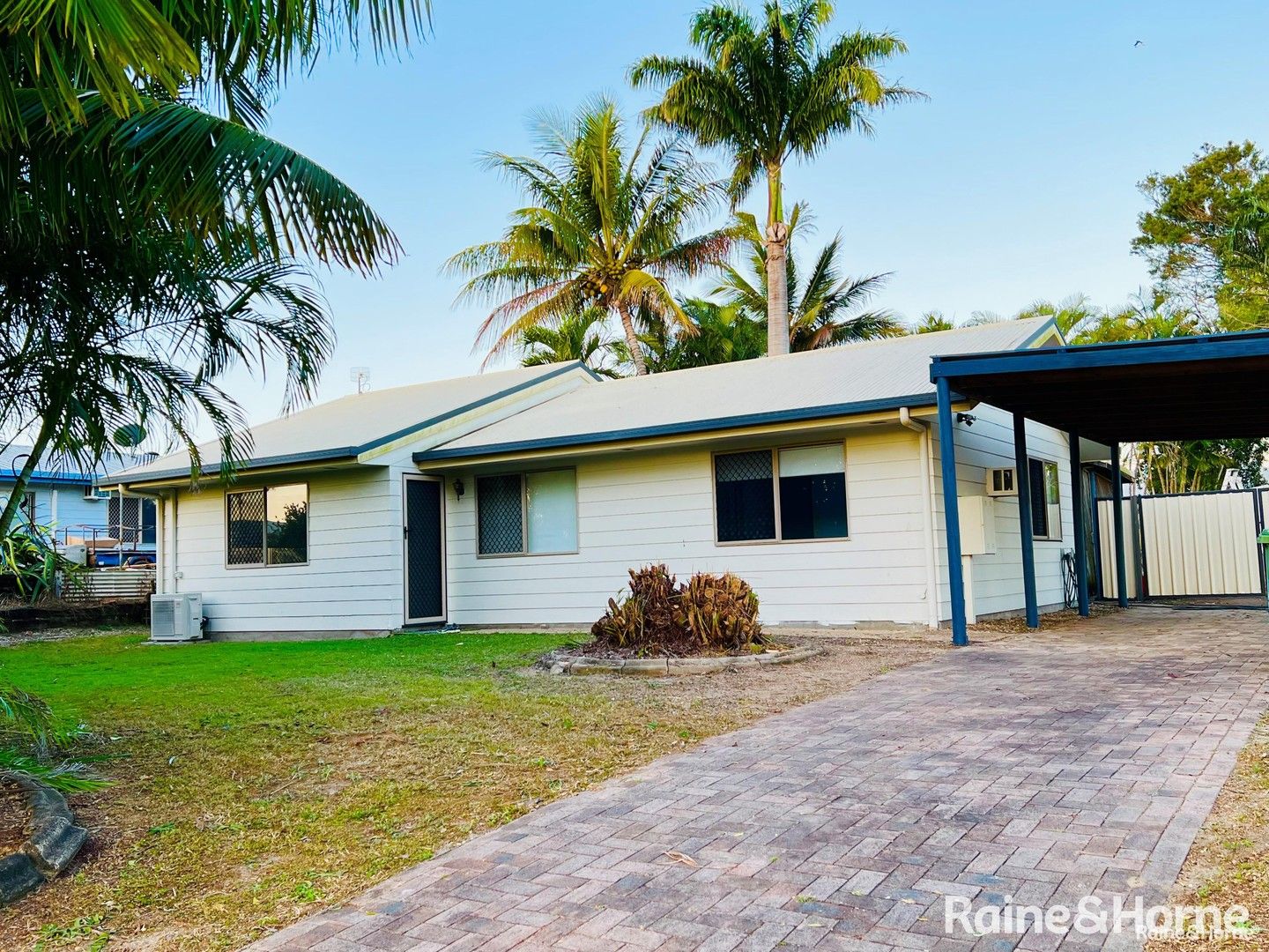 4 Parson Street, Bucasia QLD 4750 - House For Rent | Domain