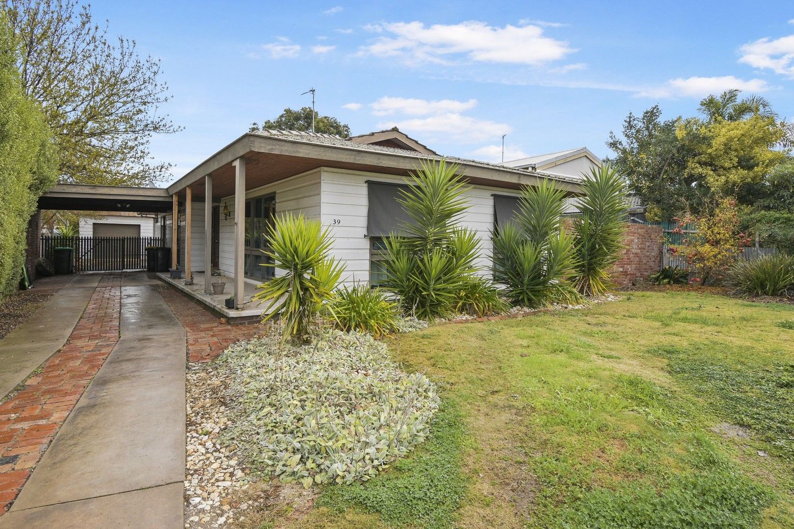 39 Alexander Avenue, Horsham VIC 3400 | Domain