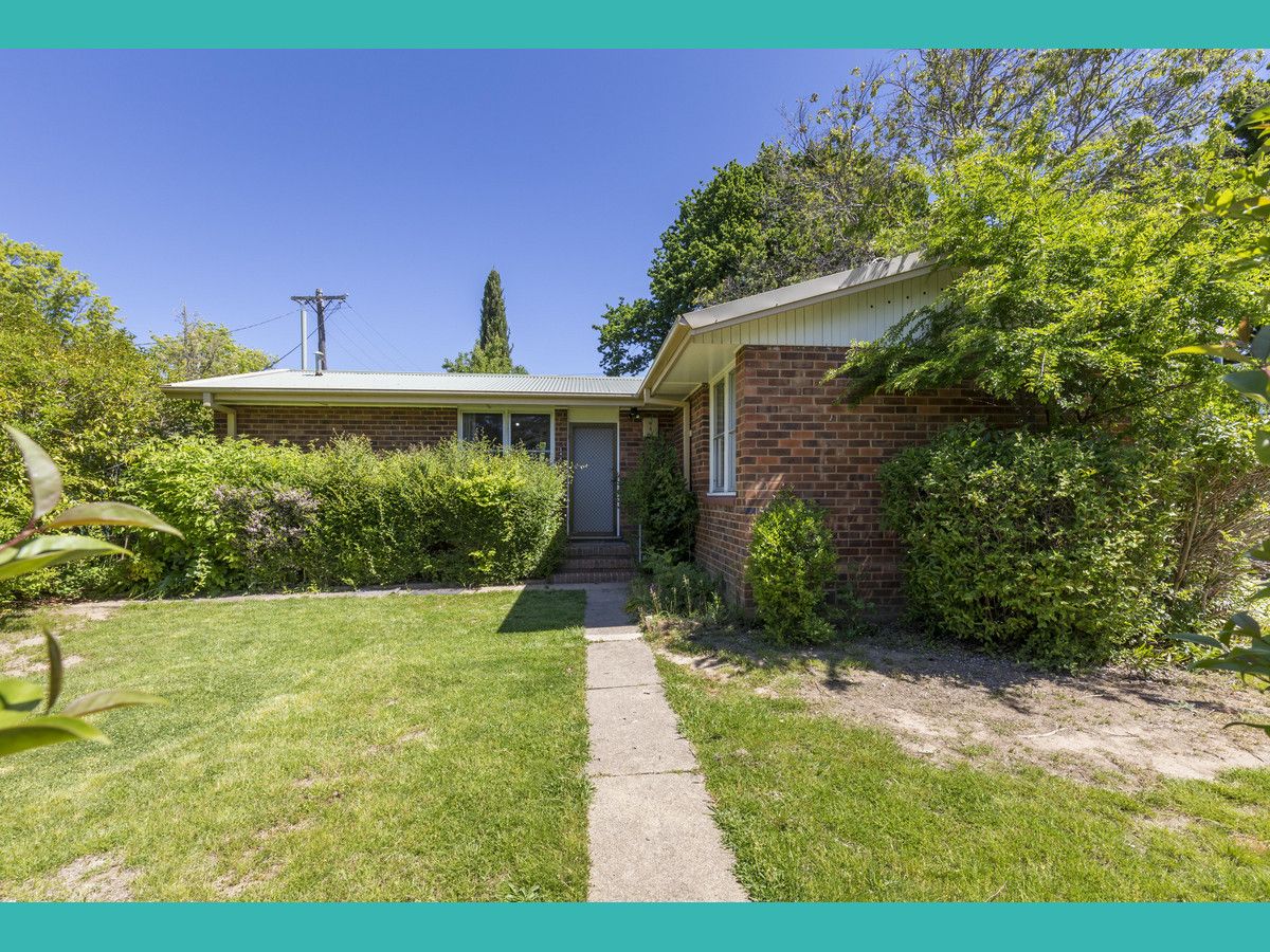 146 Captain Cook Crescent, Narrabundah ACT 2604 - House For Rent | Domain