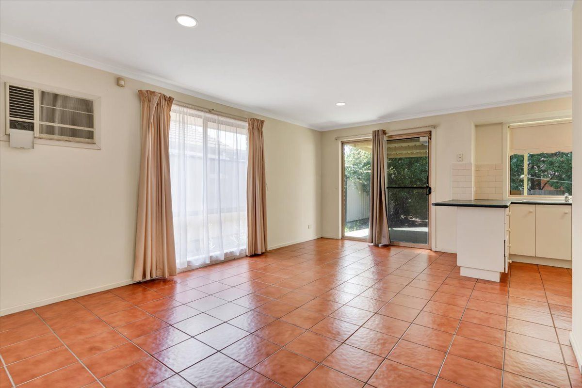 64 Thames Boulevard, Werribee VIC 3030 - House For Rent - $450 | Domain