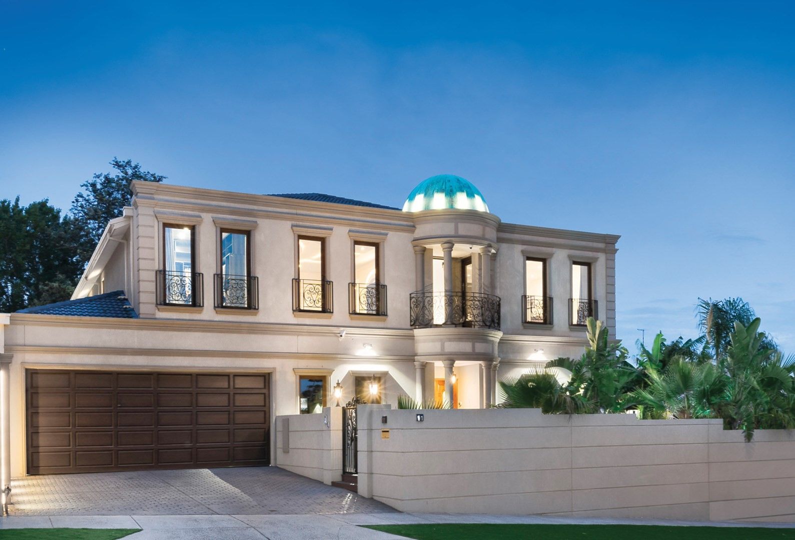 11 Lynedoch Avenue, St Kilda East VIC 3183 - House For Rent | Domain