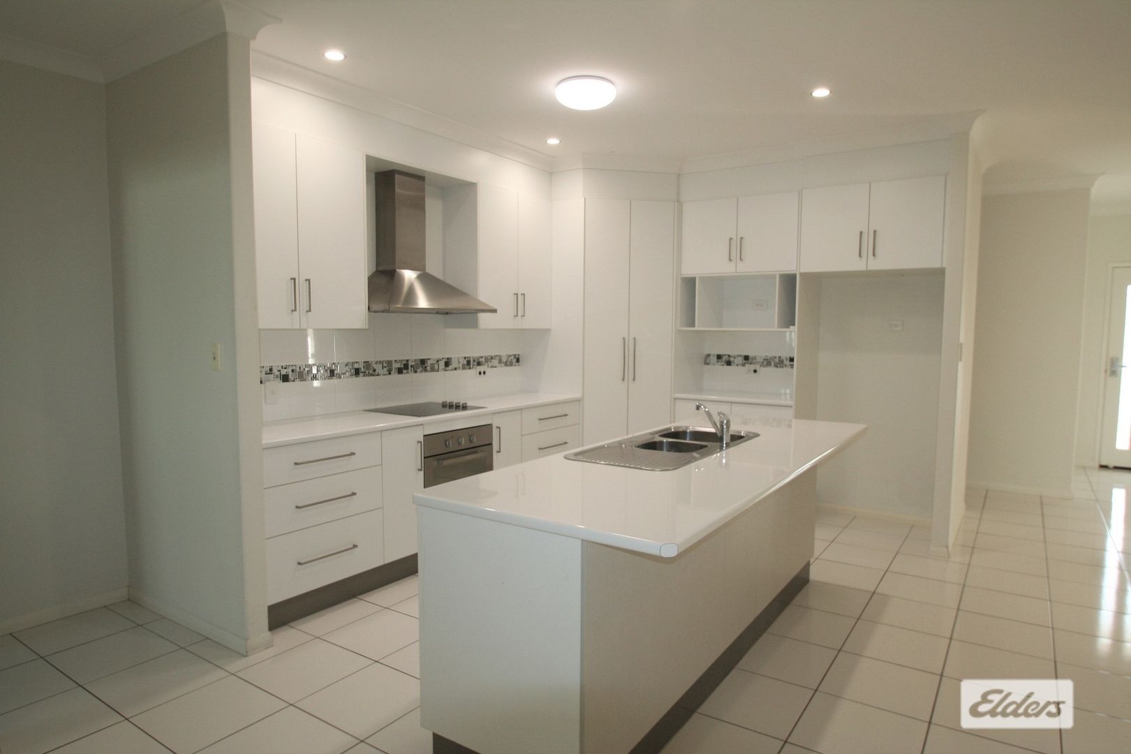 1/3 Stephan Street, Emerald QLD 4720 - Apartment For Rent | Domain