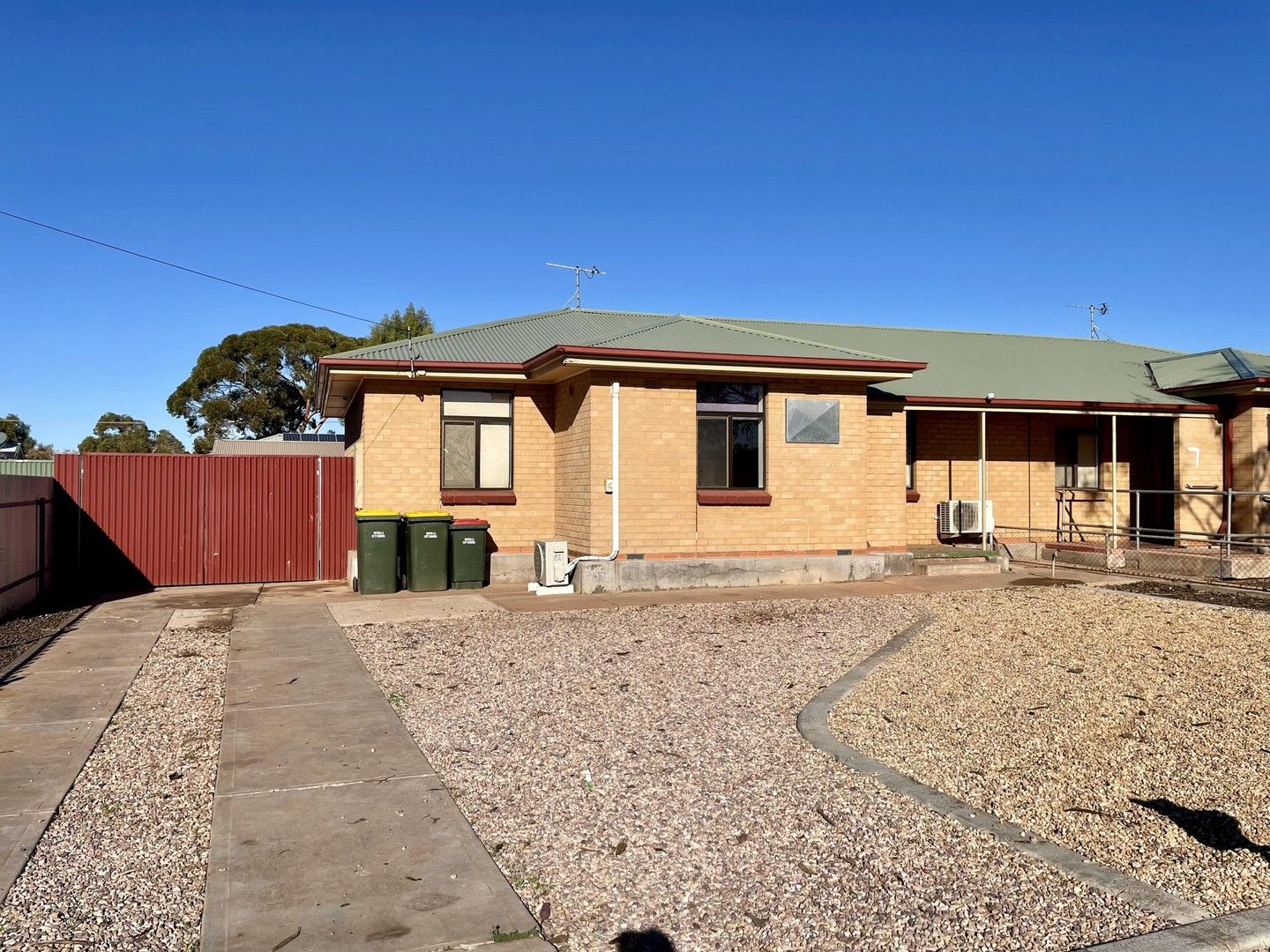 5 Campbell Street, Whyalla Stuart SA 5608 - House For Rent | Domain
